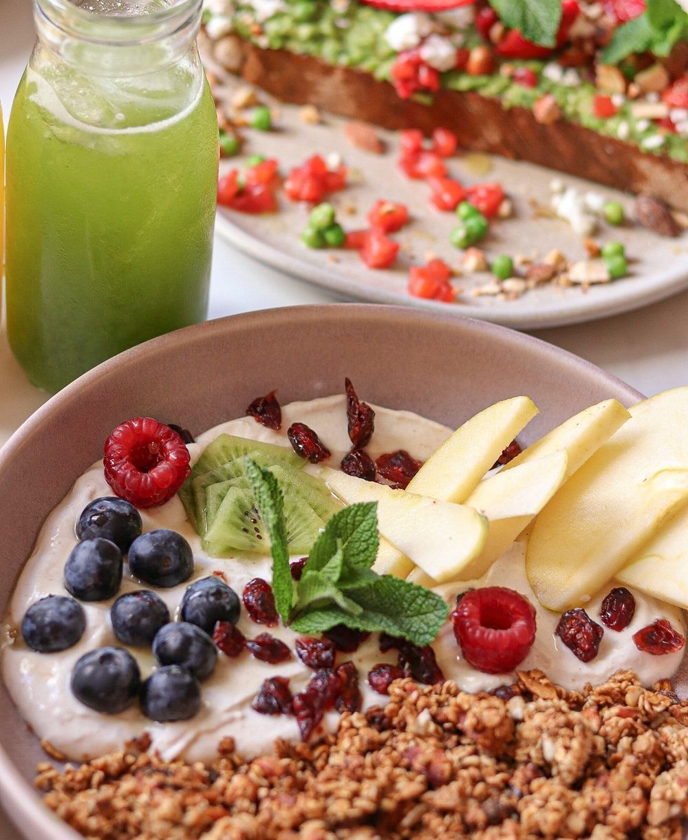 Deïa : le coffee shop dédié au brunch au pied de l'Opéra de Marseille ...